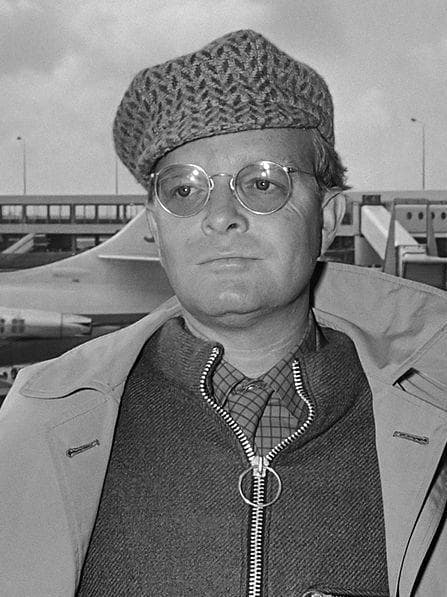 How Truman Capote Went From A New York City 'Party Boy' – To A Social ...