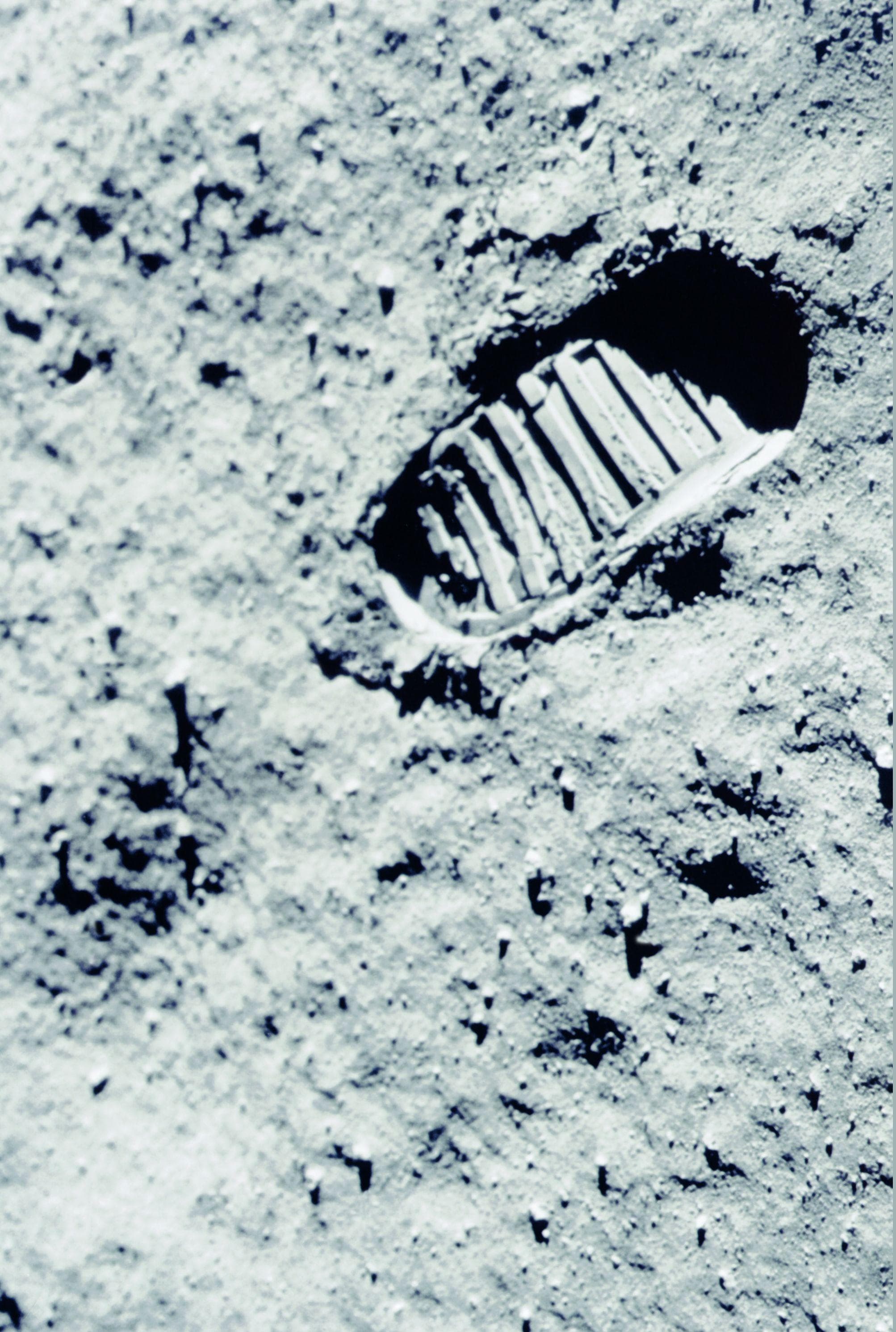 Everything You Need To Know To Understand Neil Armstrong's And His Role ...