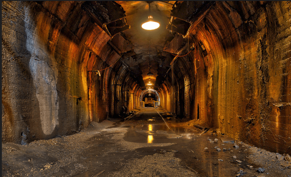 12 Alabama Urban Legends & Creepy Stories To Keep You Up At Night