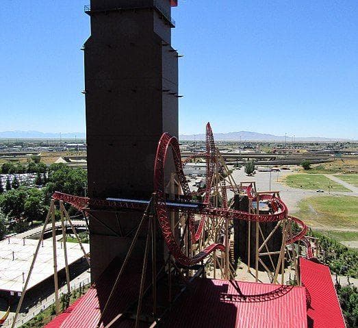 The 12 Scariest Rollercoasters In The World