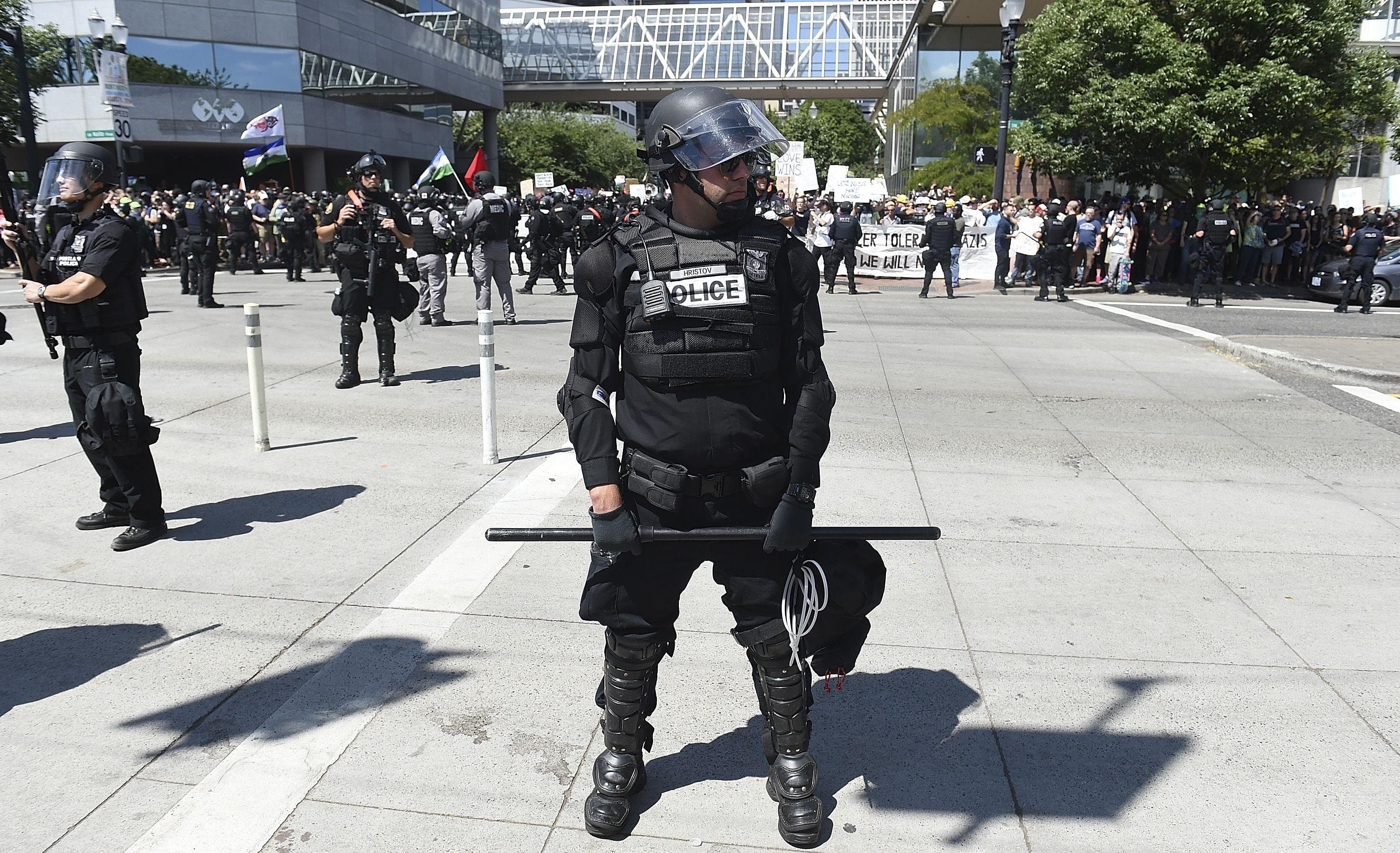 What US Police Officers Looked Liked Throughout History (23 Photos)
