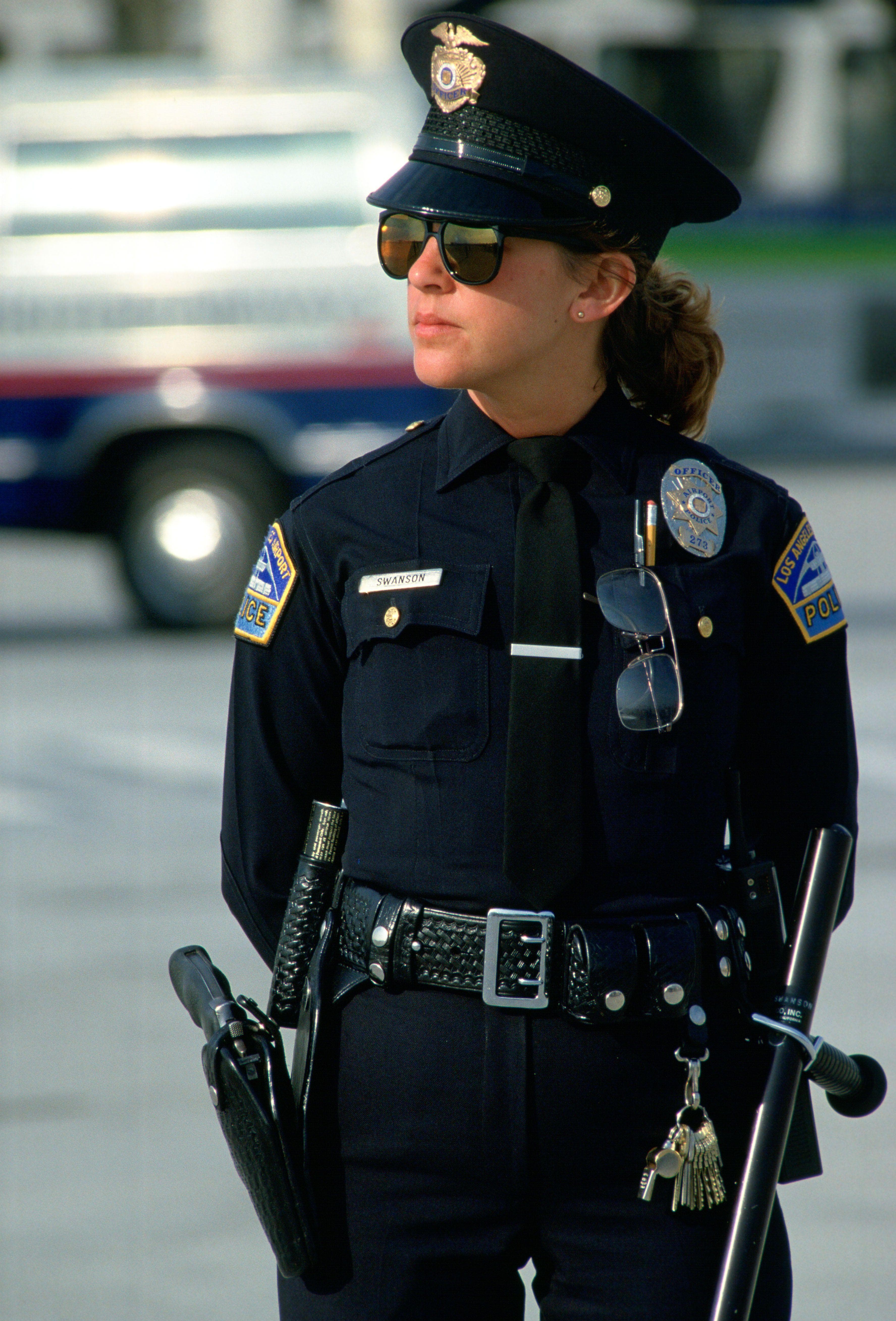 What US Police Officers Looked Liked Throughout History (23 Photos)