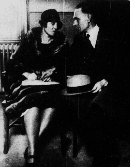 The Chilling Story Of Ruth Snyder, The Housewife Murderer Sent To The ...