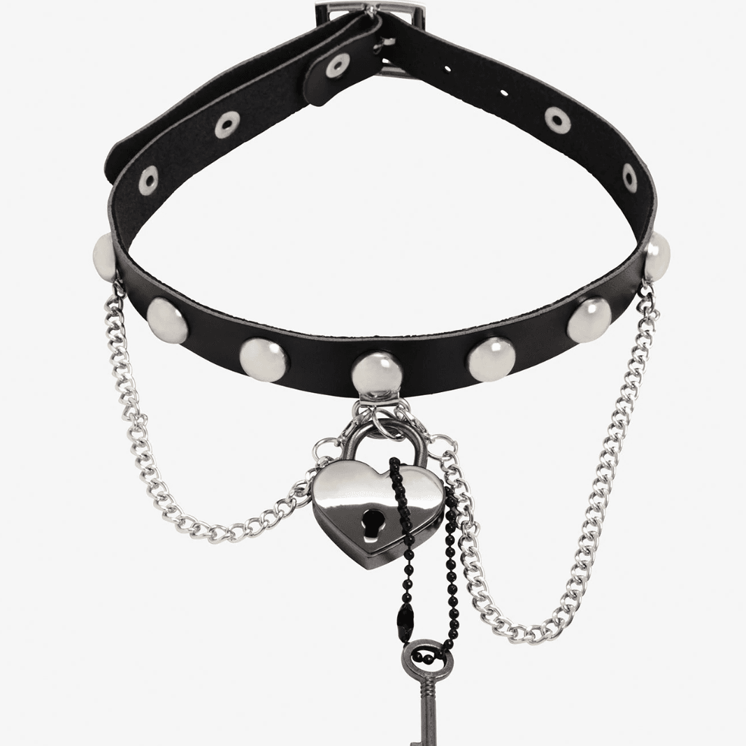 15 Things You Could Get At Hot Topic When It Was Still Edgy And Goth