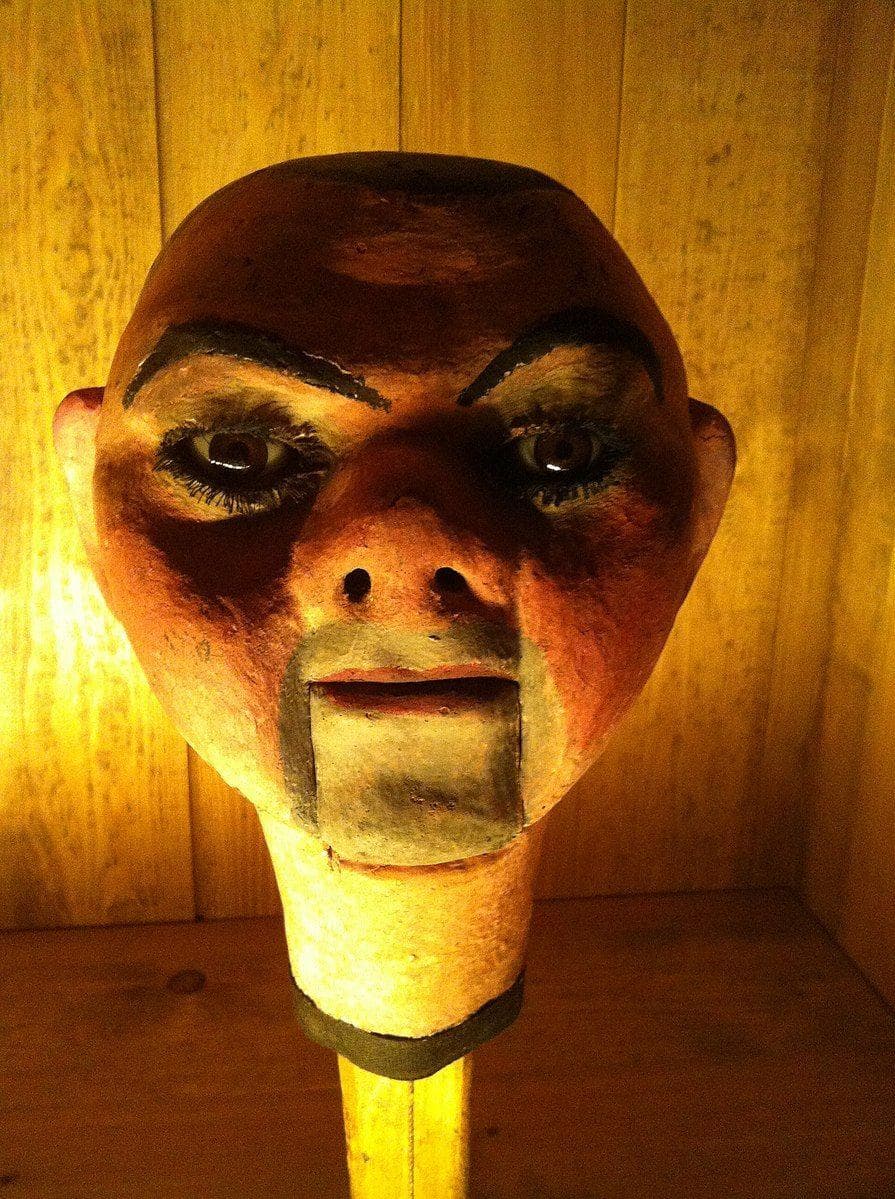 29 Creepy Ventriloquist Dummy Pictures That Will Haunt Your Dreams
