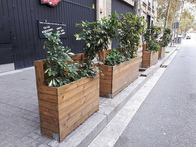 15 Subtle Examples of Hostile Architecture Hidden All Around You