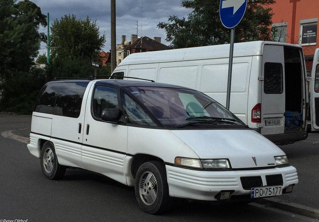 All Pontiac Minivans | List of Minivans Made By Pontiac