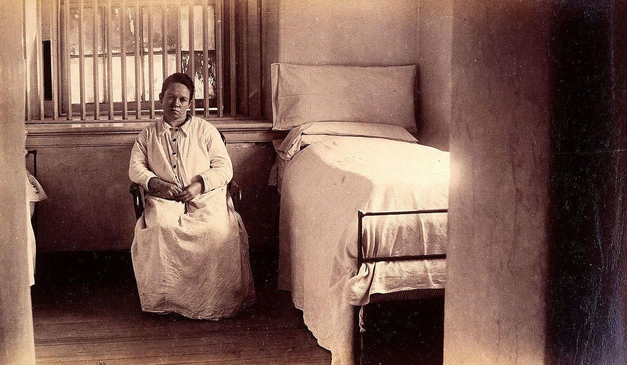 Mental Hospitals In 1900: What They Were Like For Patients