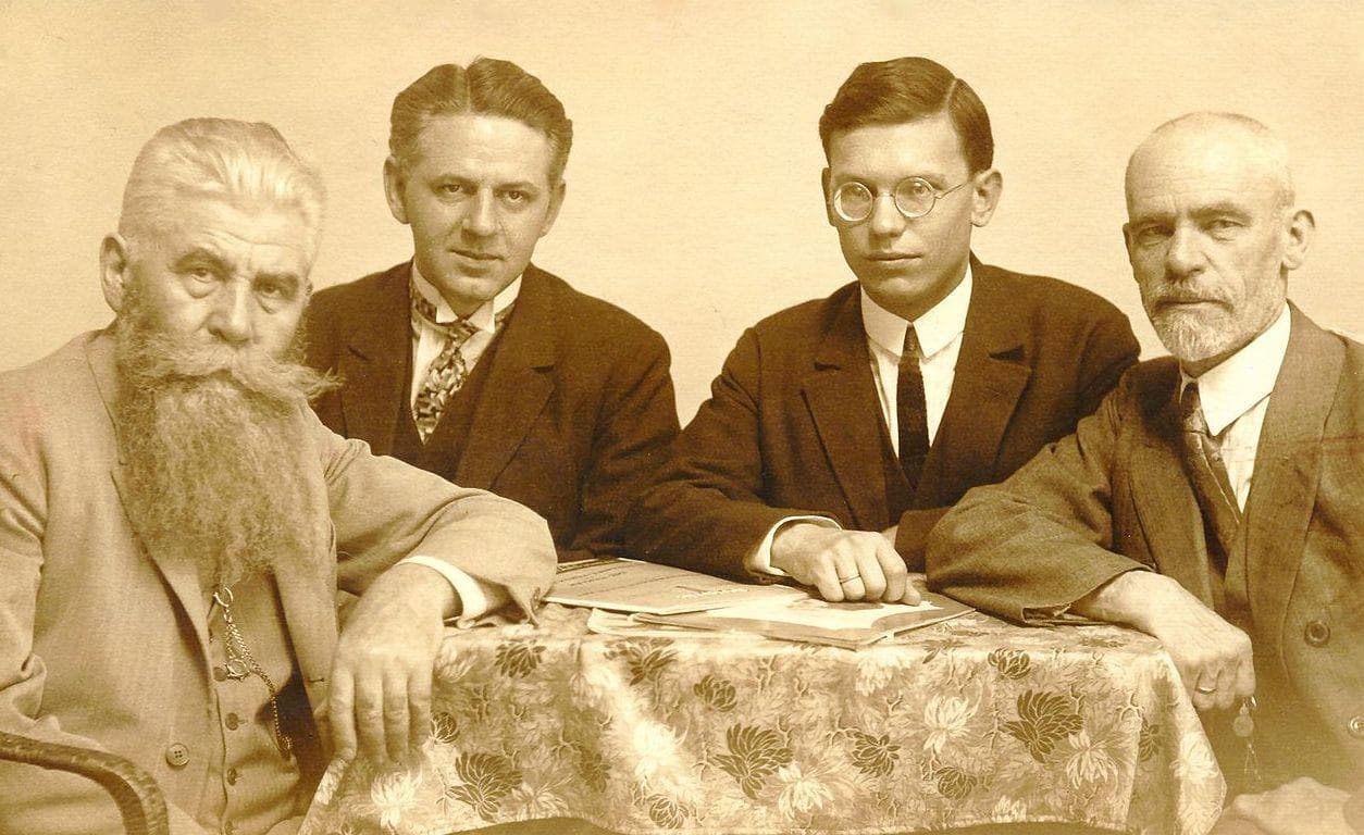 Hitler's World Ice Theory: Here's The "Evidence" The Nazis Used To Prove It