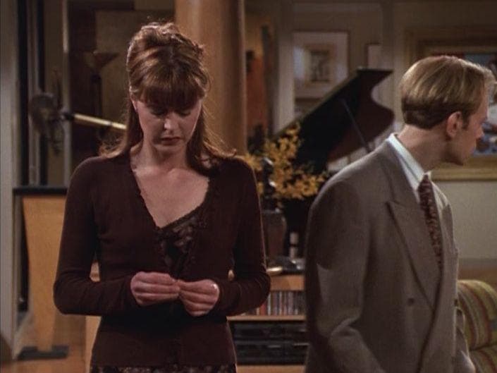 Surprising Behind The Scenes Stories From The Cast Of Frasier