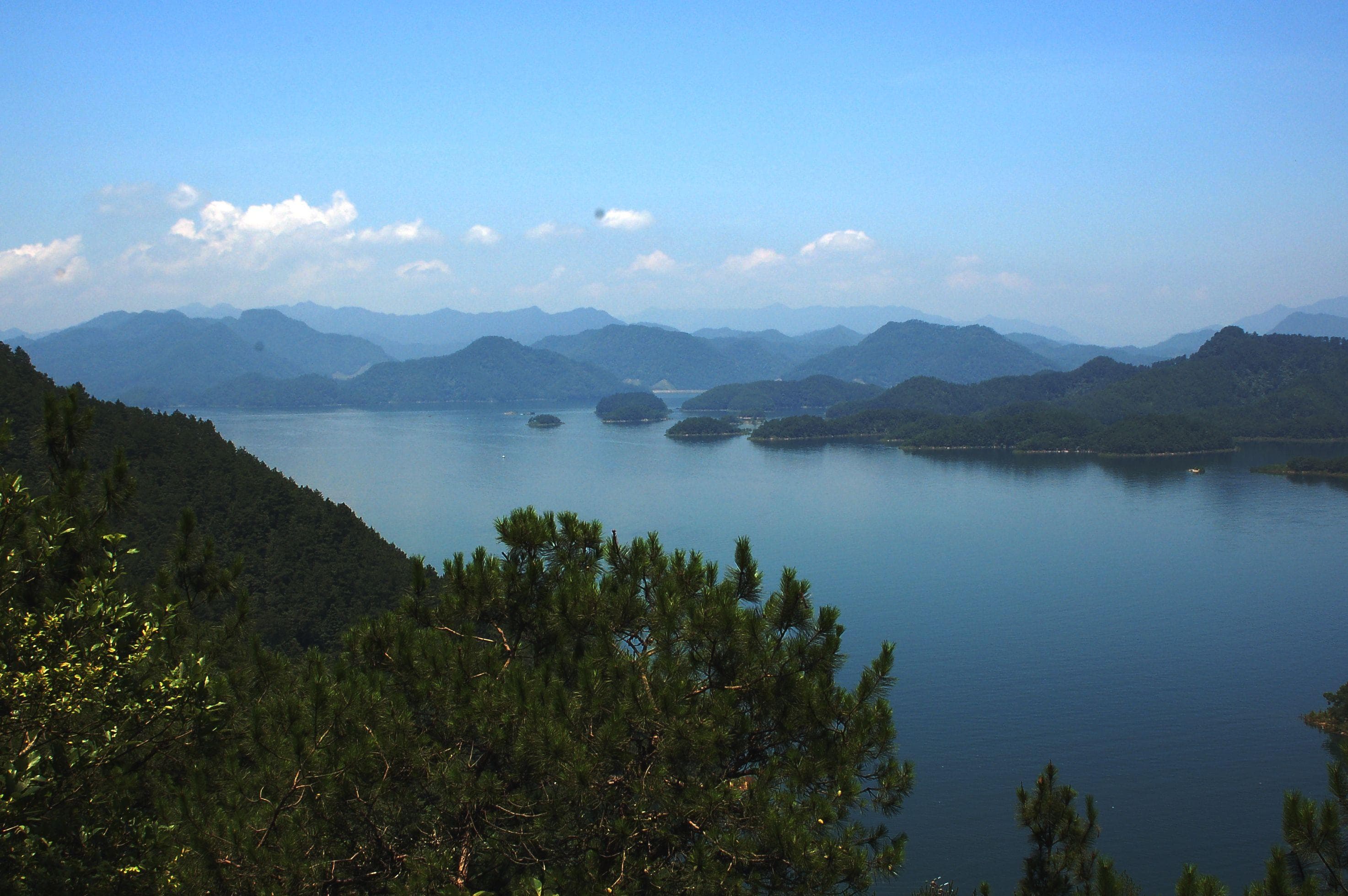 Inside Shi Cheng, The Underwater City In China