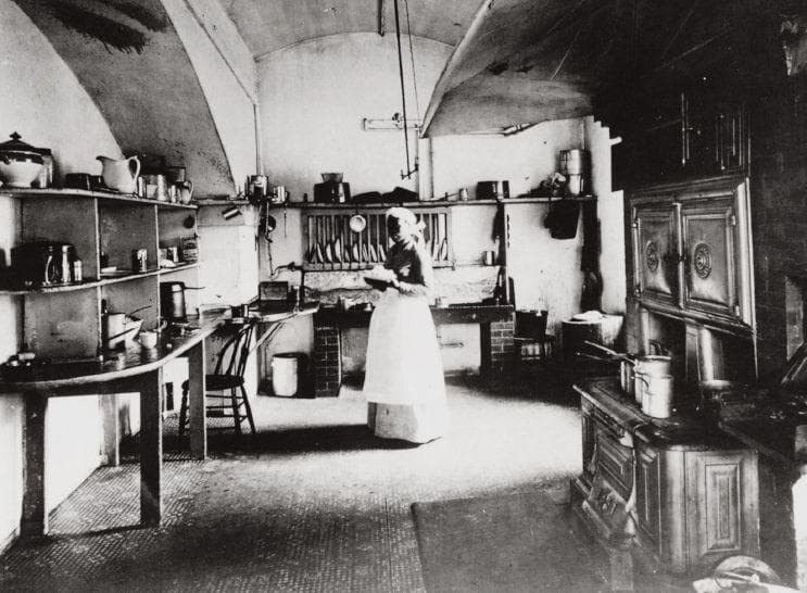 The Strangest Stories From Working In The White House Kitchen