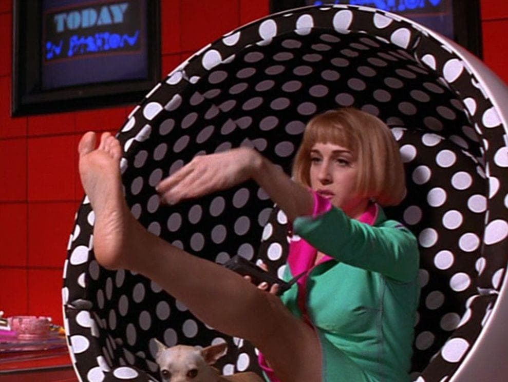 ‘Mars Attacks!’ Was Tim Burton’s Ultimate Unregulated Experiment, And ...