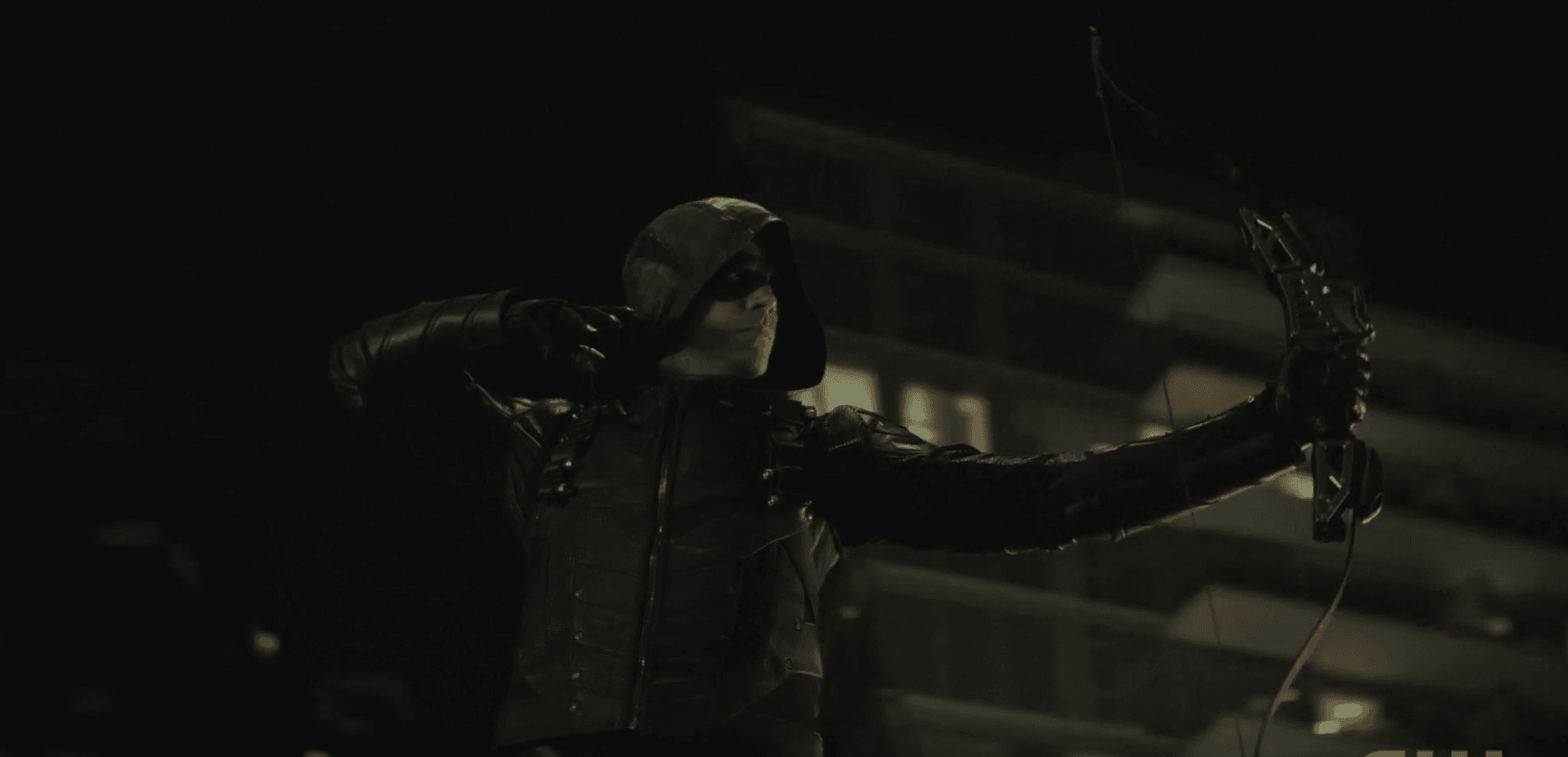 Every Easter Egg In The Arrowverse's "Elseworlds" Crossover