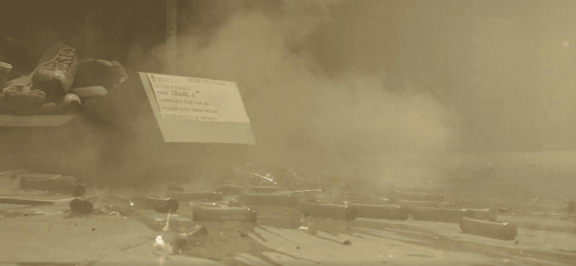 Every Easter Egg In The Arrowverse's "Elseworlds" Crossover