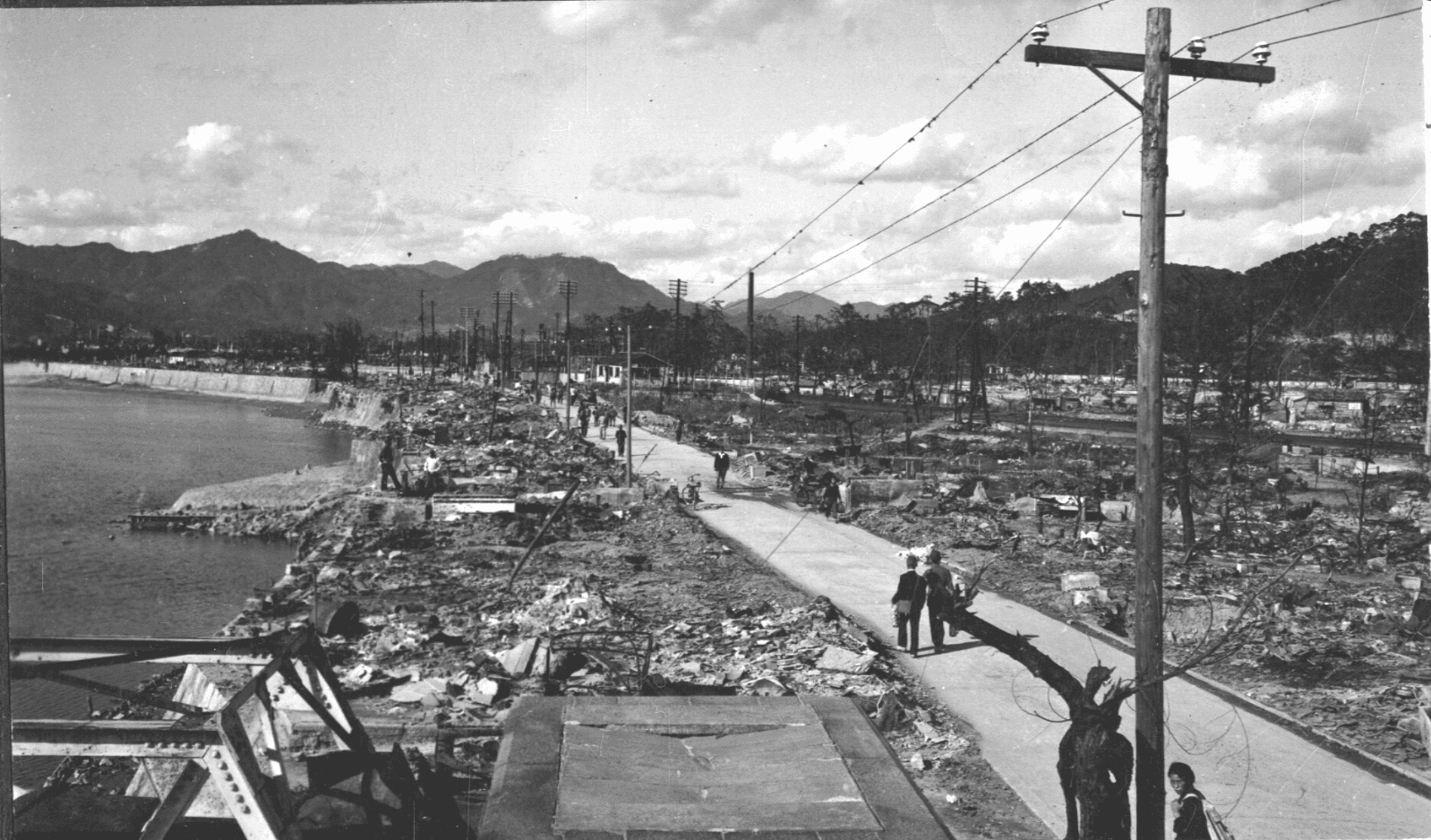The Most Haunting Photos Of Hiroshima, Taken In The Aftermath Of The ...