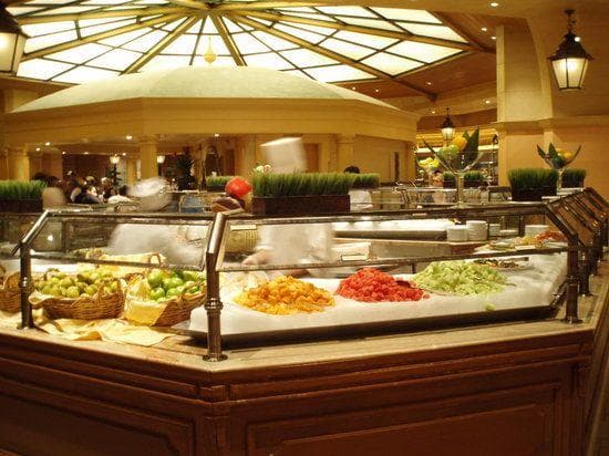The 19 Best Las Vegas Buffets On The Strip, Ranked