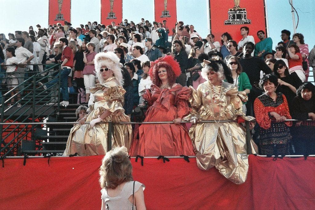 The Disastrous Opening Of The 1989 Oscars Almost Tanked The Awards ...