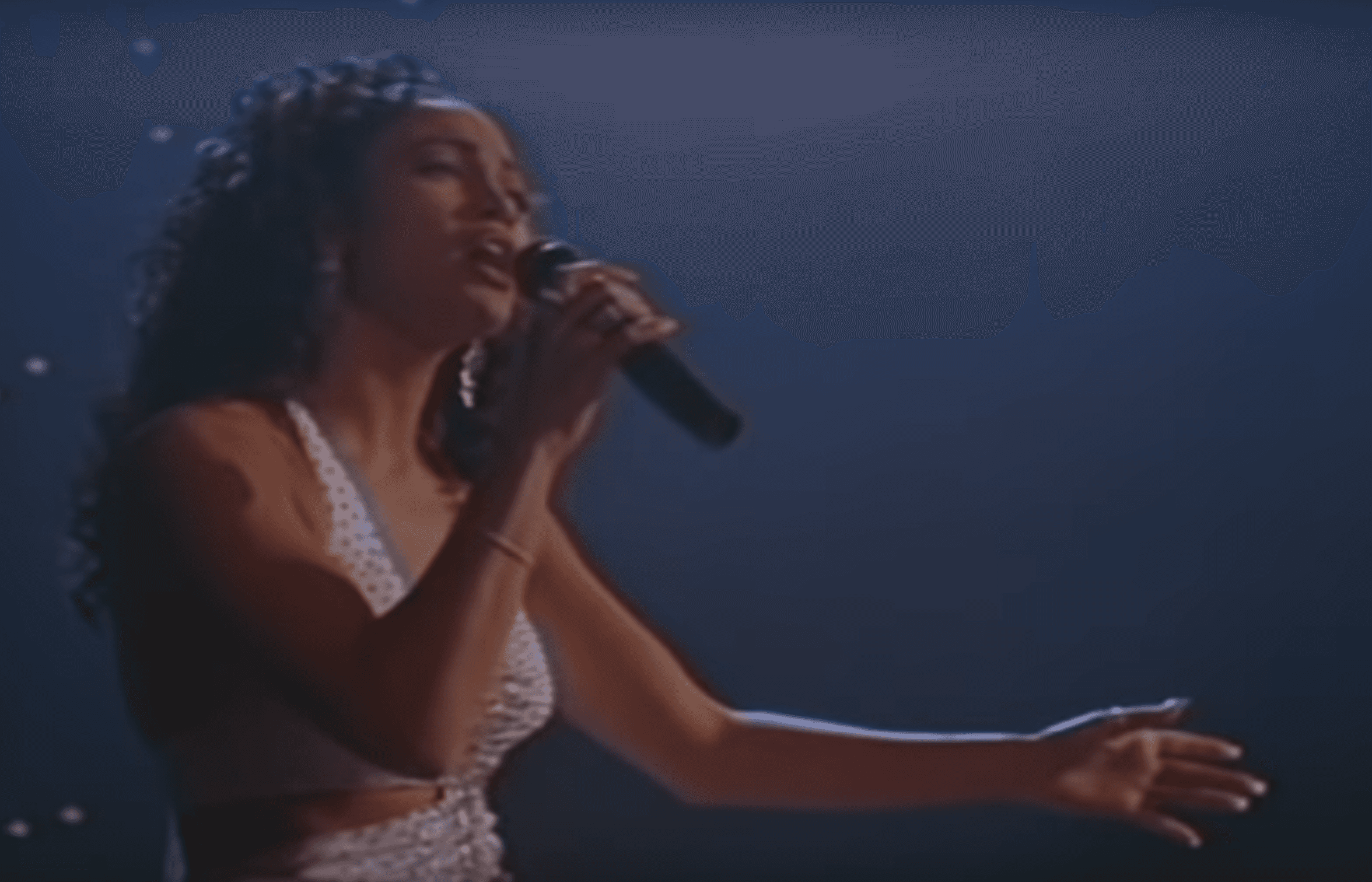 The True Story Behind The J. Lo Selena Movie