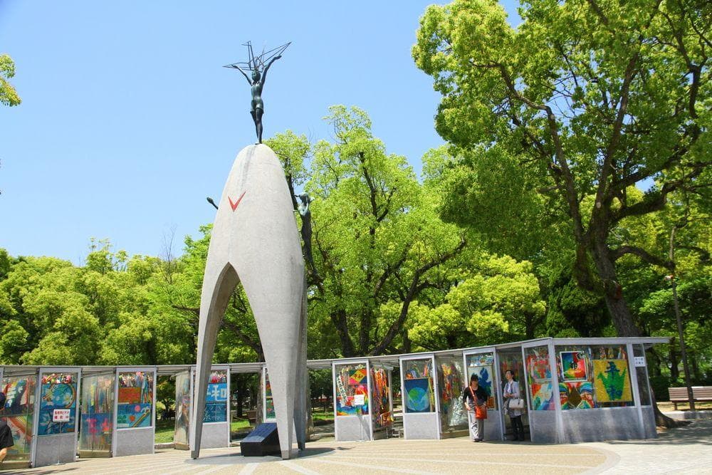 The True Story Behind 'Sadako And The Thousand Paper Cranes'
