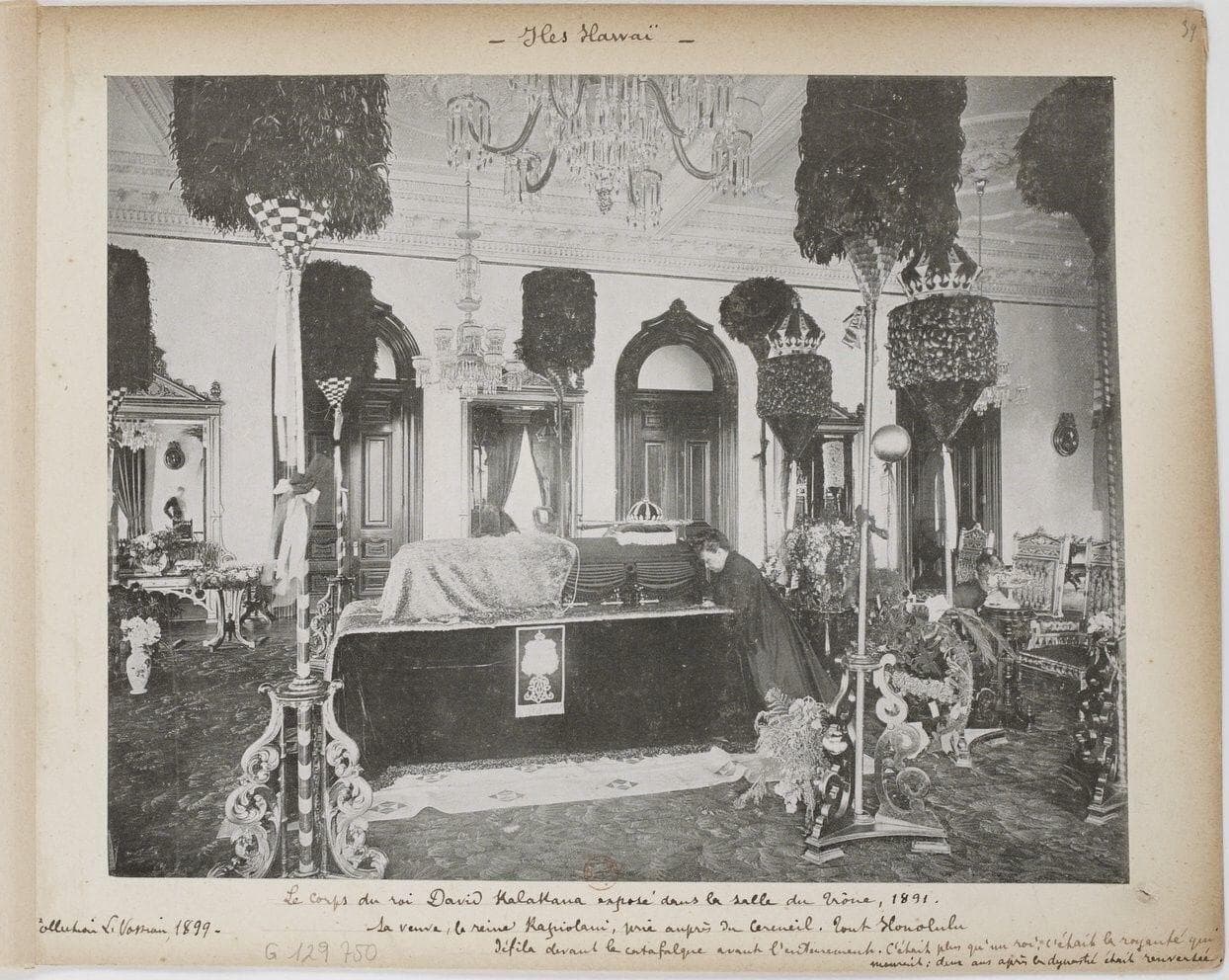 Hauntingly Beautiful Photos From The 19th Century Funerals