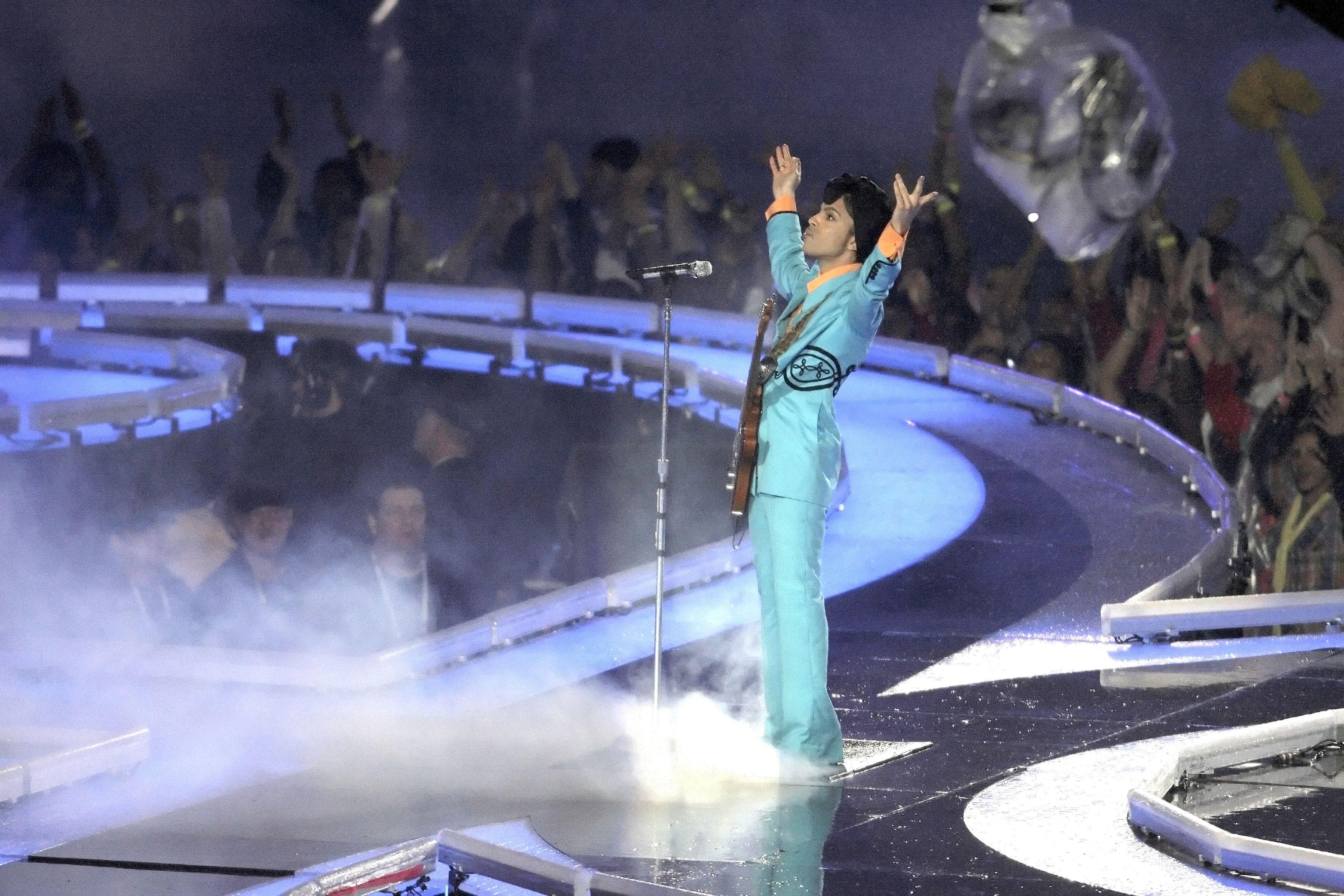 Here’s What It’s Like Making The Super Bowl Halftime Show