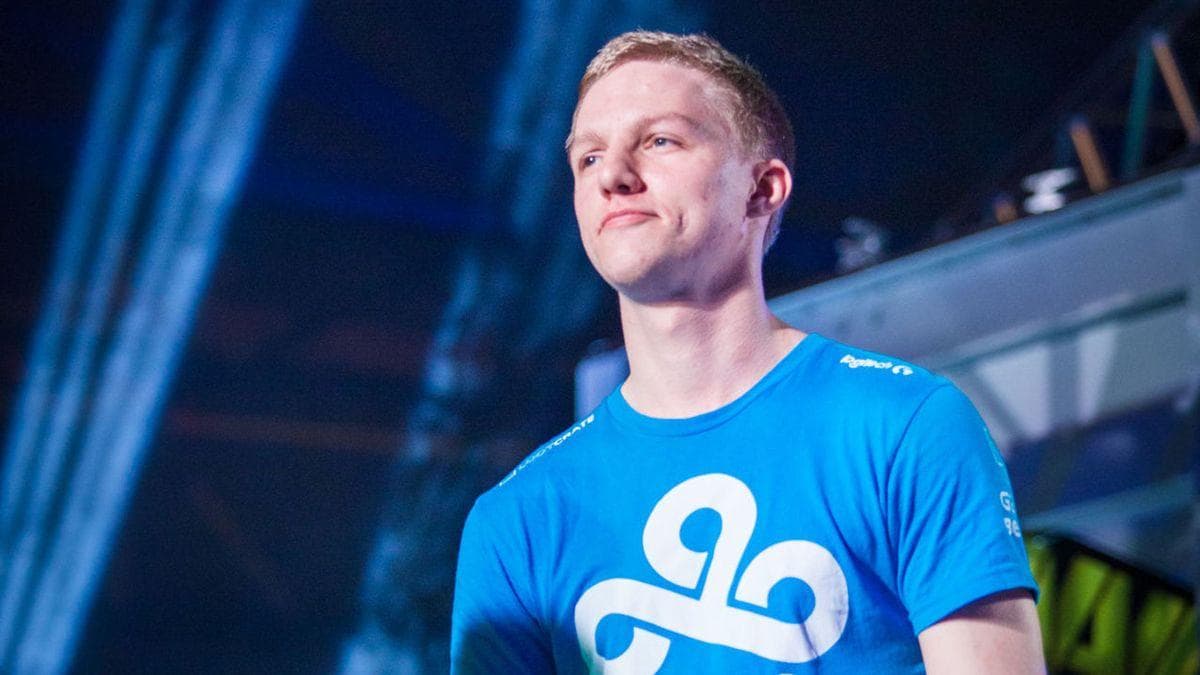 The 15+ Best Apex Legends Streamers You Should Be Watching