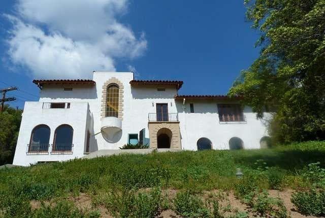 Notorious True Crime Houses You Can Actually Live In