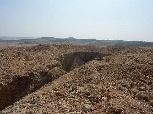 How Were Pyramid Blocks Lifted & Moved By Ancient Egyptians?