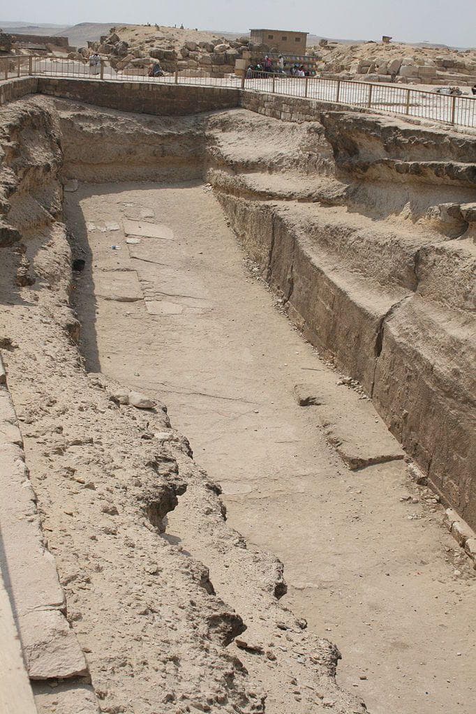 How Were Pyramid Blocks Lifted & Moved By Ancient Egyptians?