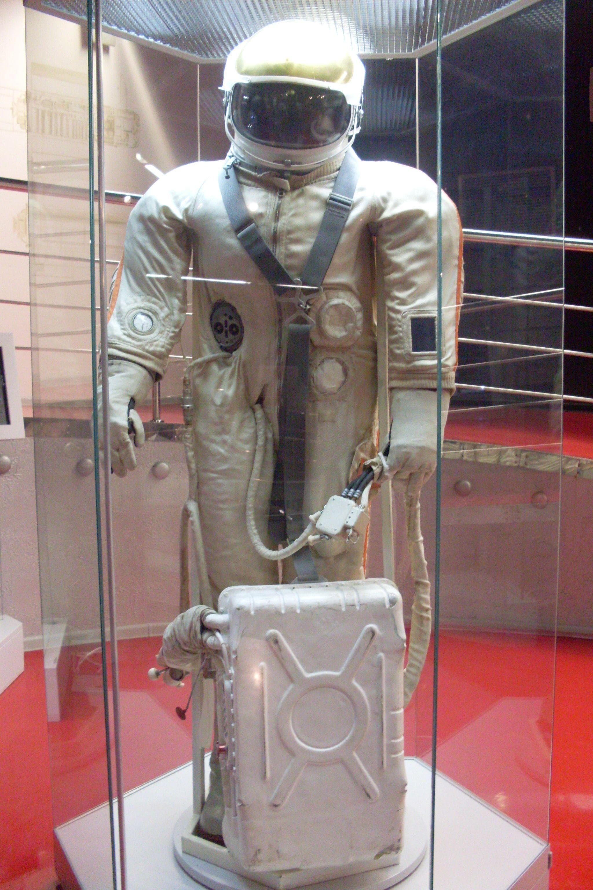 Space Suit Upgrades Over Time: Photos of the History of Space Suits