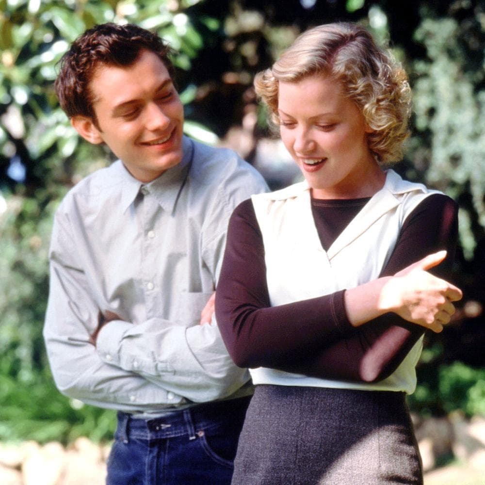All The Love Interests In Jude Law Movies, Ranked