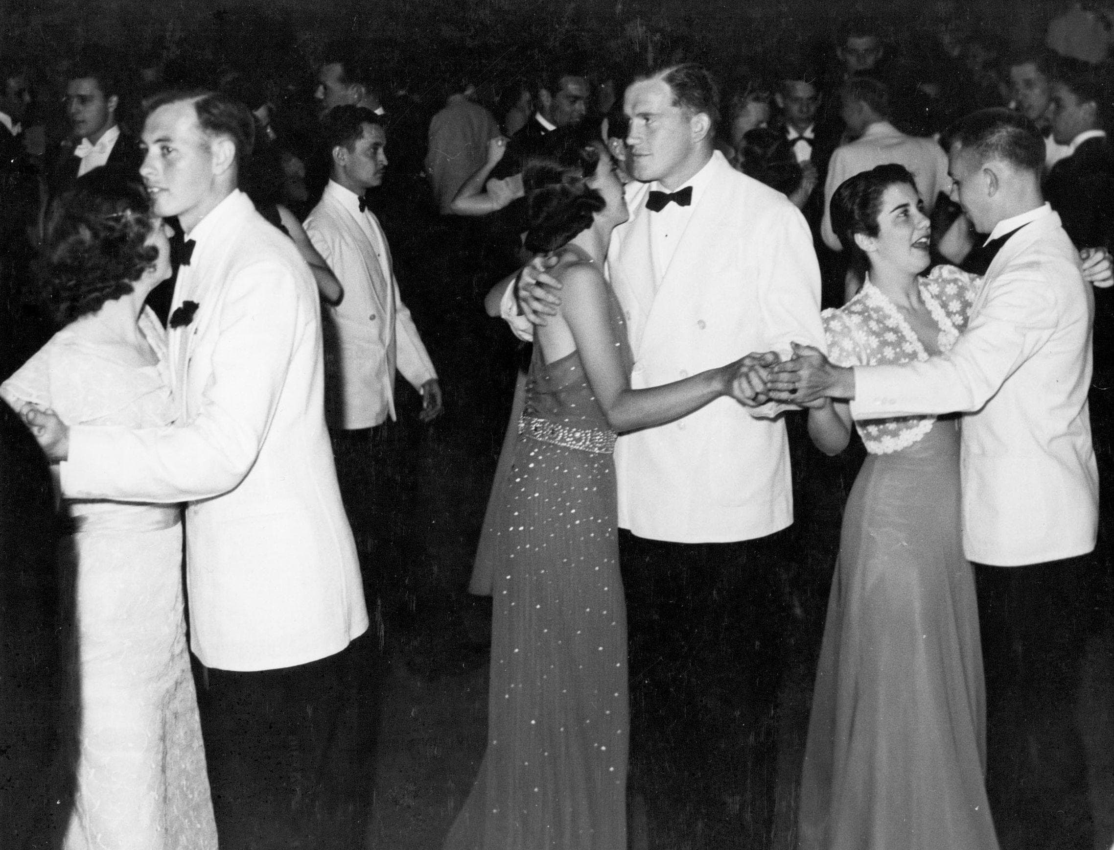 All The Styles High Schoolers Have Worn To The Prom Since Its Inception