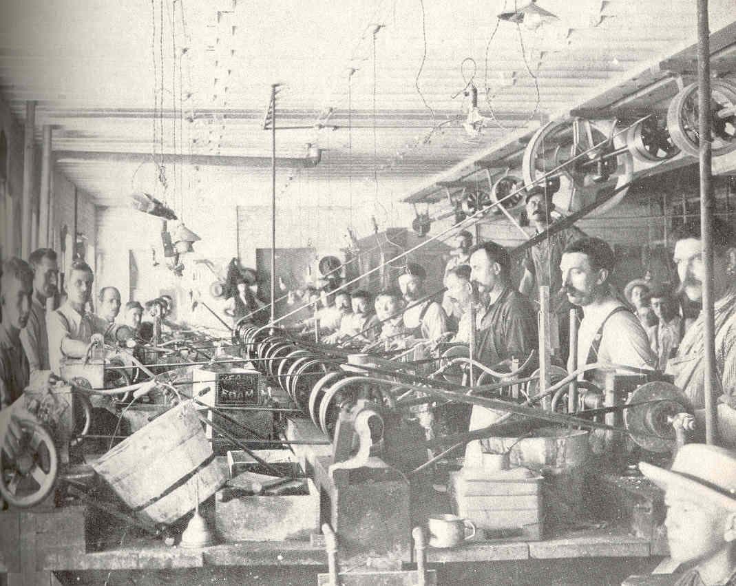 23 Creepy Industrial Revolution Pictures