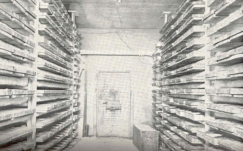 How To Get Out Of A Walk-In Freezer