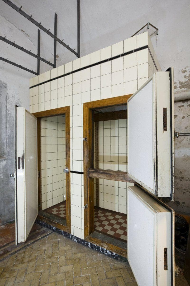 How To Get Out Of A Walk-In Freezer