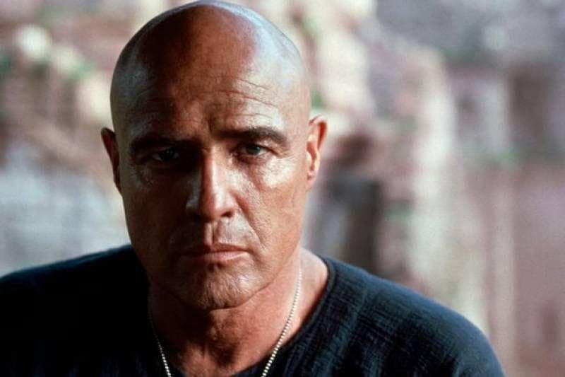 Marlon Brando Behind-The-Scenes Stories From 'Apocalypse Now'