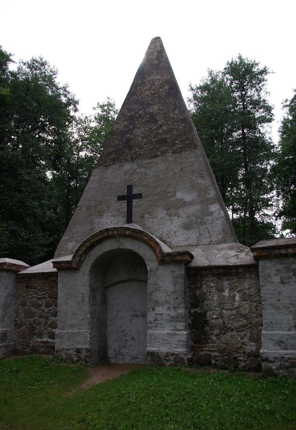 History Of Rapa Pyramid & The von Fahrenheid Family's Mummification