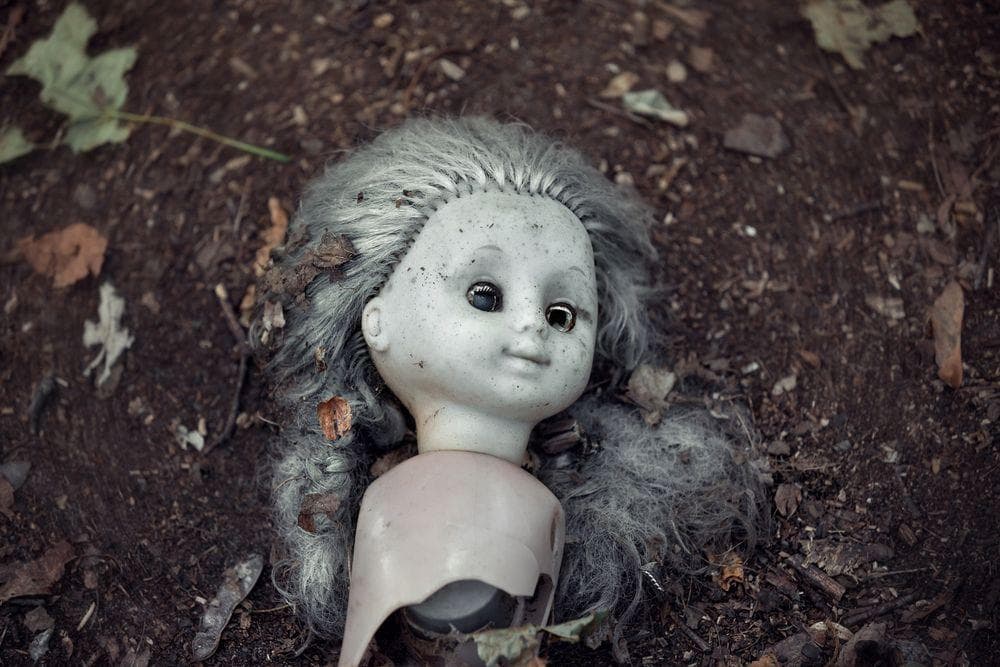 Creepy Pictures Of Dolls At Chernobyl