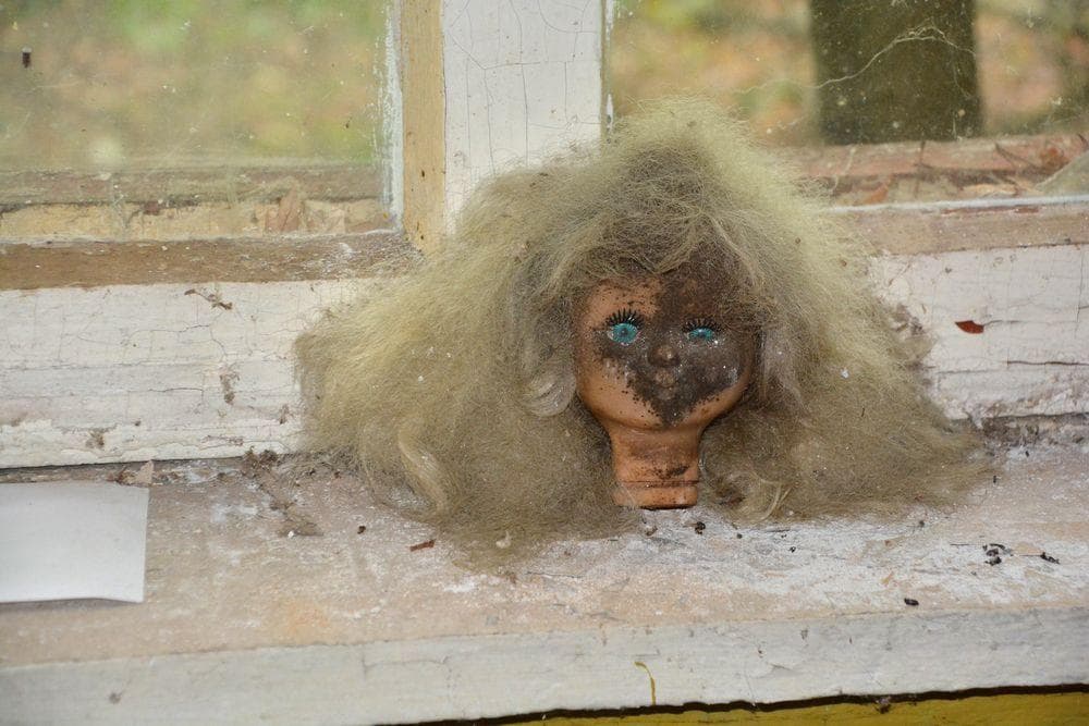 Creepy Pictures Of Dolls At Chernobyl