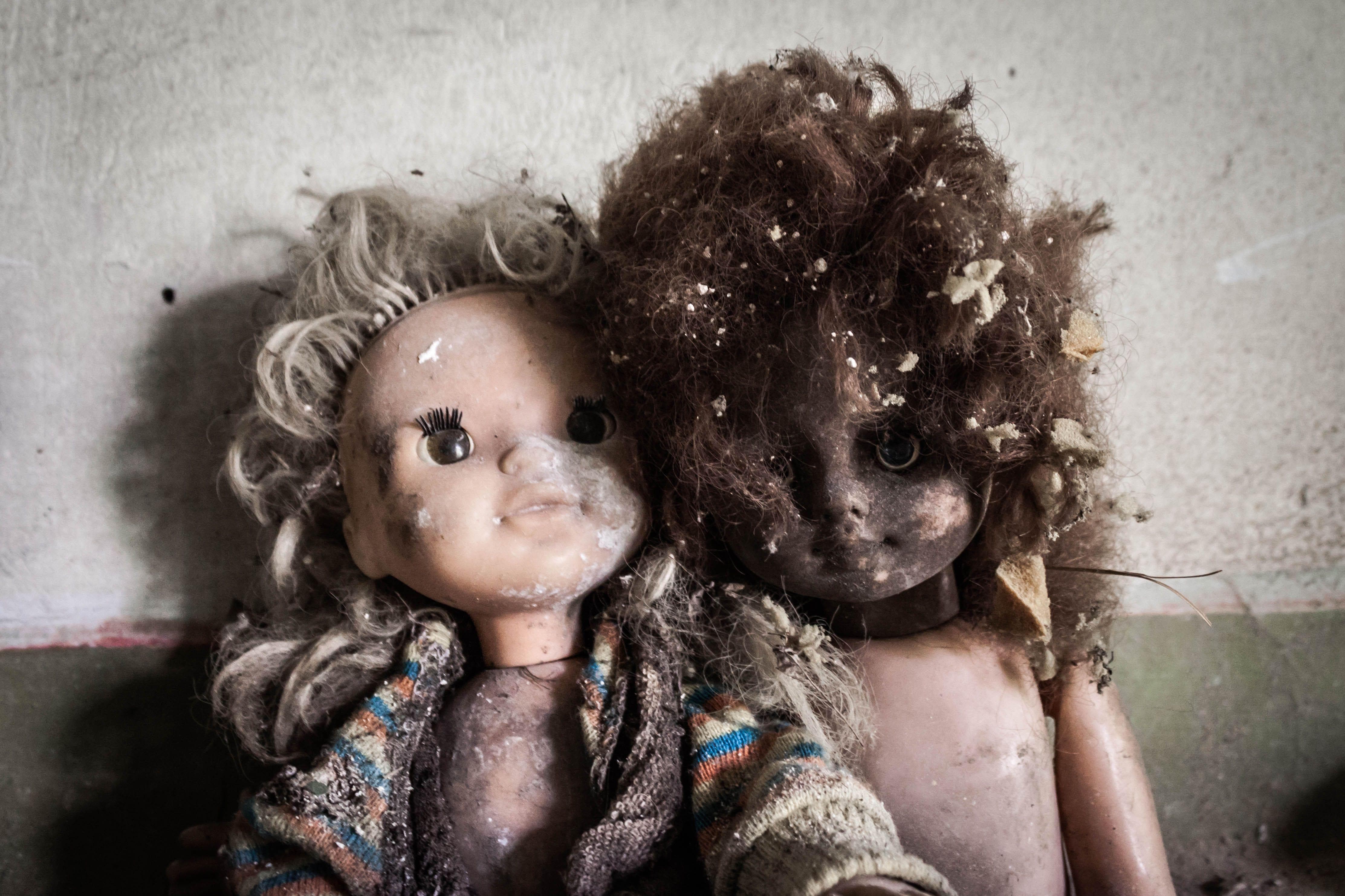 Creepy Pictures Of Dolls At Chernobyl