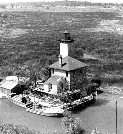 Haunted Lighthouse Stories That'll Creep You Out