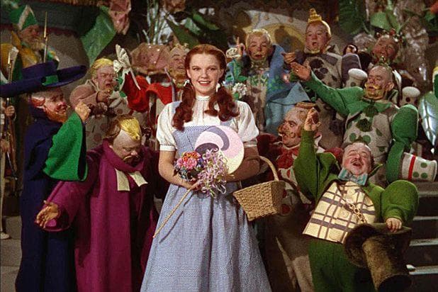 Wild Wizard Of Oz Munchinkland Behind The Scenes Stories