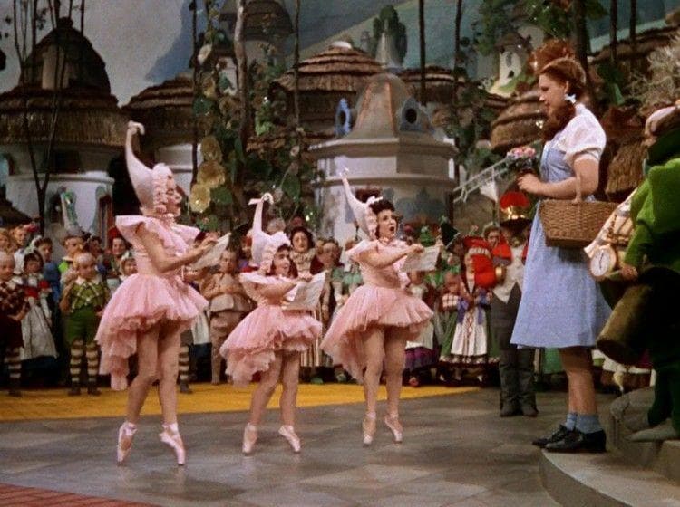 Wild Wizard Of Oz Munchinkland Behind The Scenes Stories