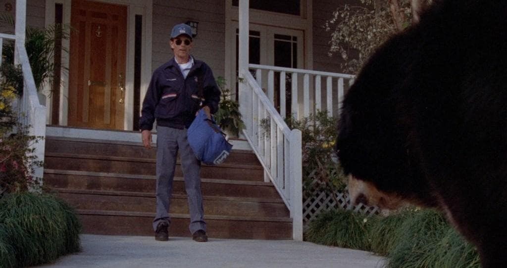 'Man's Best Friend' Is A Charmingly Stupid '90s Horror Movie