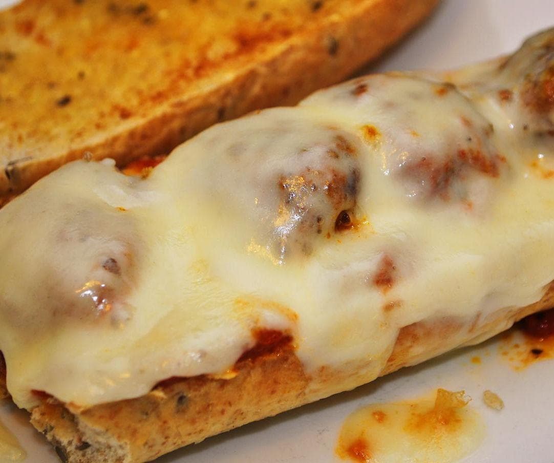 Random Best School Lunch Items In ‘90s | Best Random Tools