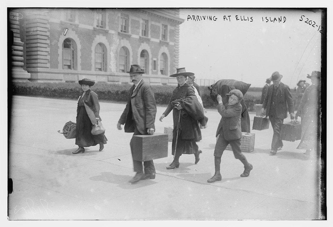 What Was Hygiene Like In Ellis Island Hospital?