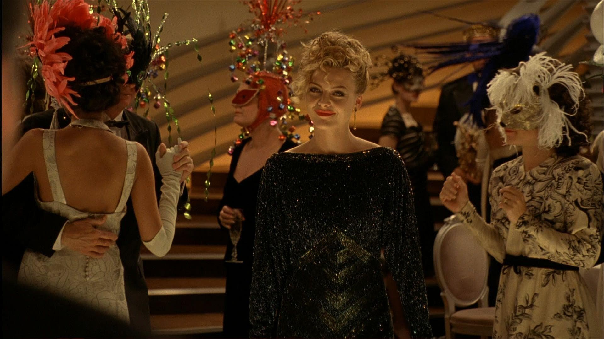 'Batman Returns': Wardrobe Secrets From Behind The Scenes