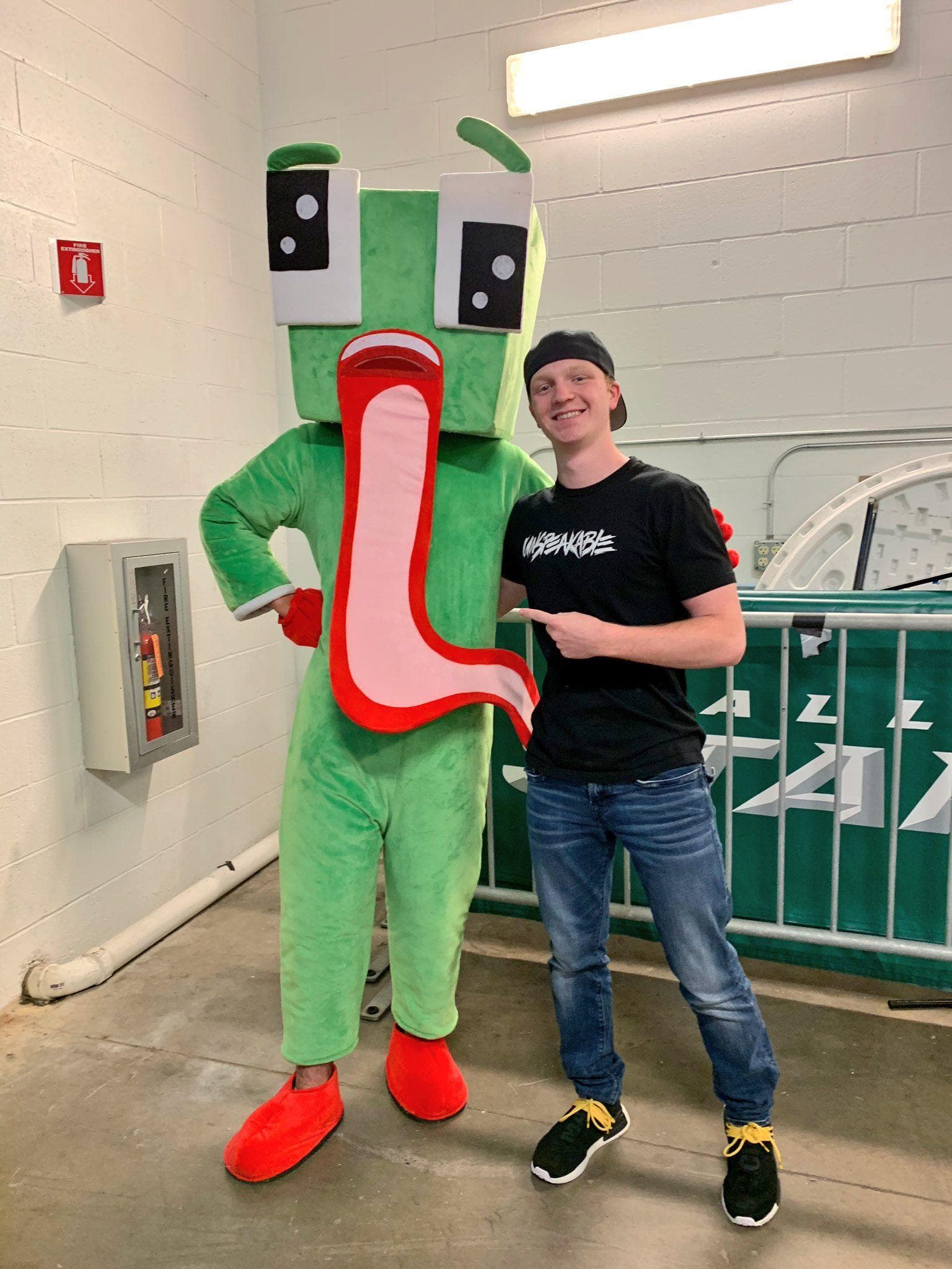 Famous YouTubers Who Are Sagittariuses