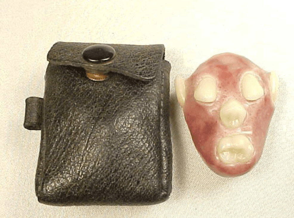 20 Creepy Pictures People Took That They Simply Couldn't Explain—Can You?